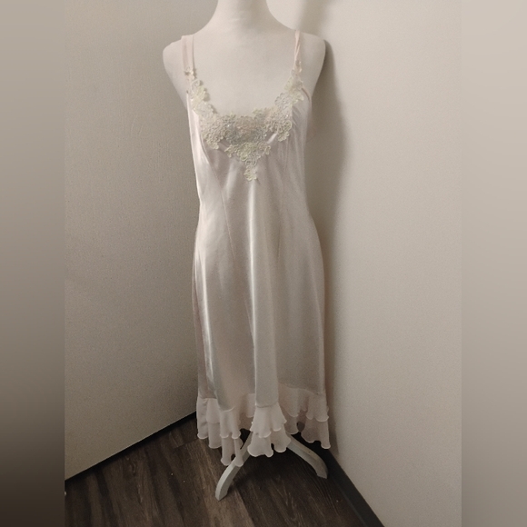 Linea Donatella | Dresses | Linea Donatella Pale Pink Lace Satin Slip ...